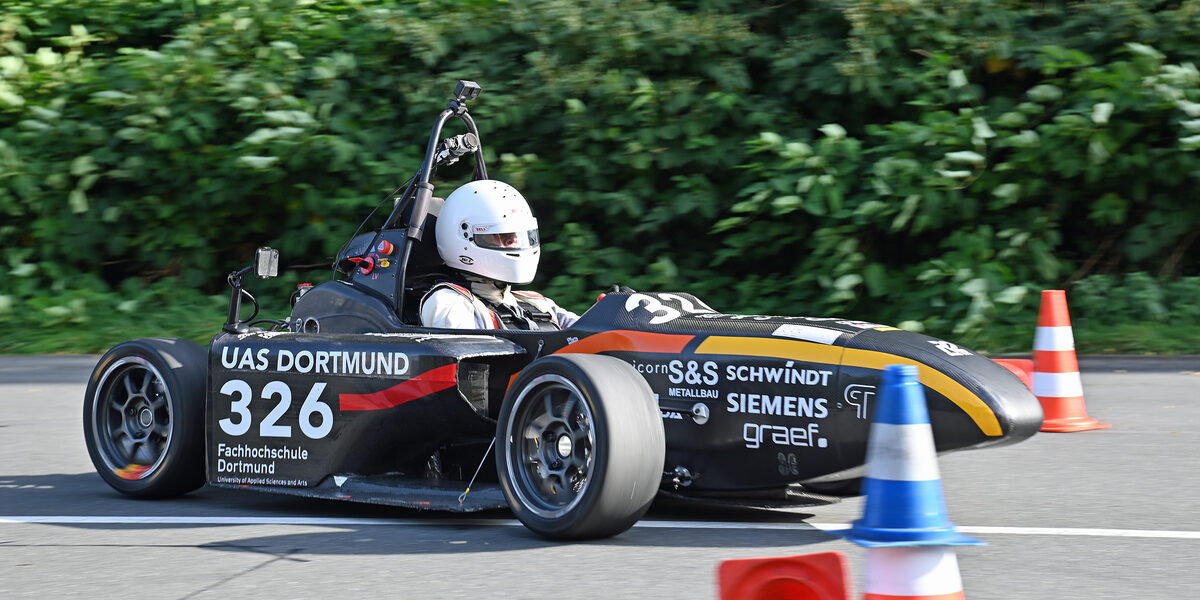 Off to the professional league: Racing team debuts in Formula 3 ...